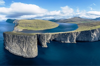 世界で最も憧れの島 フェロー諸島への旅 8日間